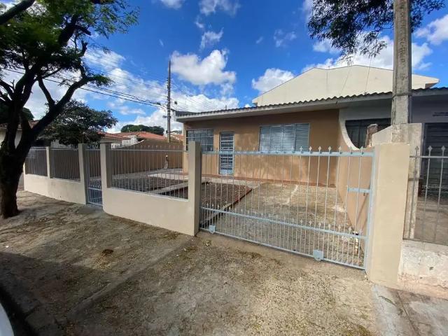 Casa / Sobrado para Locação em Maringá/PR Jardim América 2 Quartos