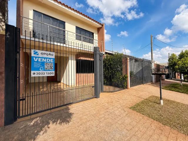 Casa / Sobrado para Locação em Maringá/PR Jardim Dias I 2 Quartos