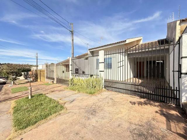 Casa / Sobrado para Locação em Maringá/PR Jardim Império do Sol 3 Quartos