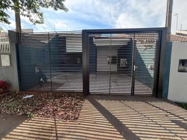 Casa / Sobrado para Locação em Maringá/PR Jardim Itália II 3 Quartos