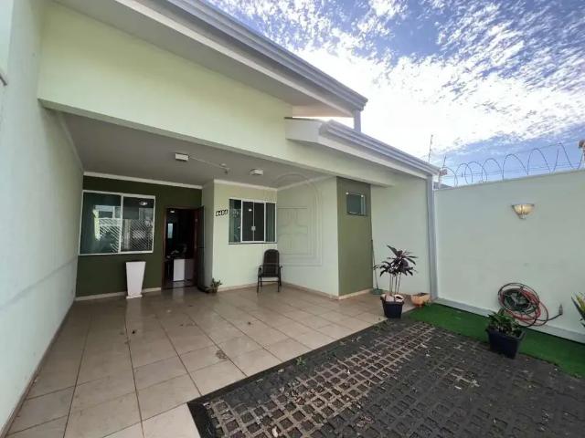Casa / Sobrado para Locação em Maringá/PR Jardim Itália II 3 Quartos