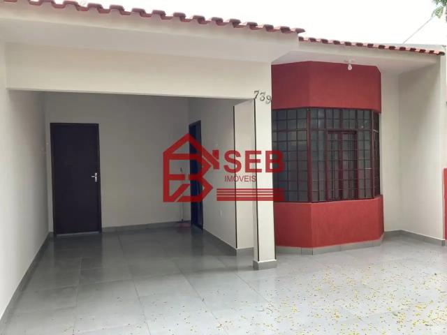 Casa / Sobrado para Locação em Maringá/PR Jardim Monte Carlo 2 Quartos