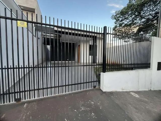Casa / Sobrado para Locação em Maringá/PR Jardim Novo Alvorada 3 Quartos