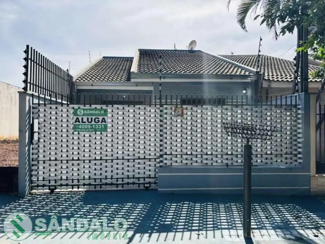 Casa / Sobrado para Locação em Maringá/PR Jardim Paris 3 Quartos