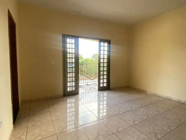 Casa / Sobrado para Locação em Maringá/PR Jardim Santa Alice 3 Quartos