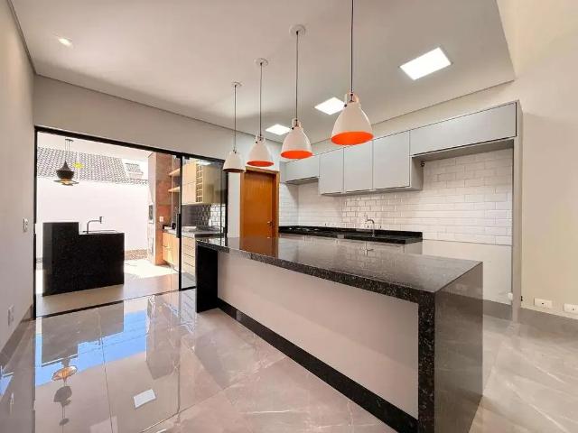 Casa / Sobrado para Locação em Maringá/PR Residencial Moreschi 3 Quartos