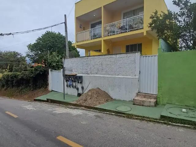 Casa / Sobrado para Locação em Maricá/RJ Araçatiba 1 Quartos