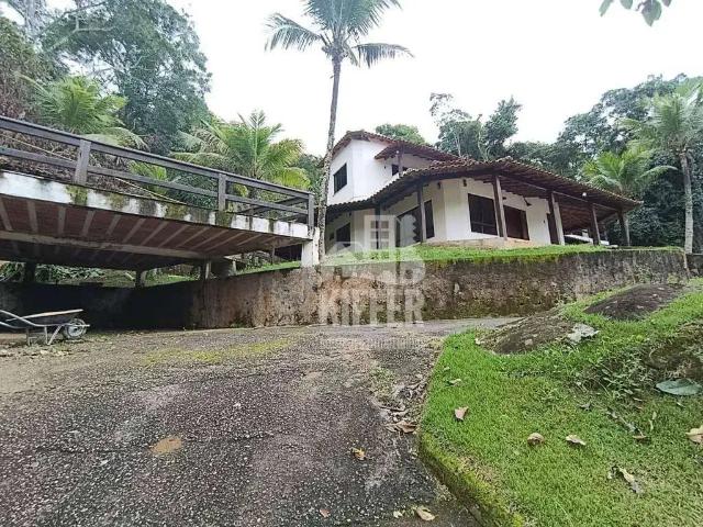 Casa / Sobrado para Locação em Maricá/RJ Itaipuaçú 3 Quartos