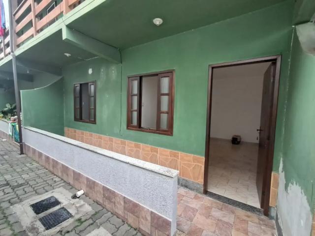 Casa / Sobrado para Locação em Maricá/RJ Mumbuca 2 Quartos