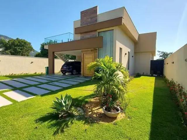Casa / Sobrado para Locação em Maricá/RJ Ubatiba 4 Quartos