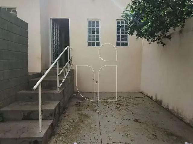 Casa / Sobrado para Locação em Marília/SP Conjunto Residencial Luiz Egydio de Cerqueira César 2 Quartos