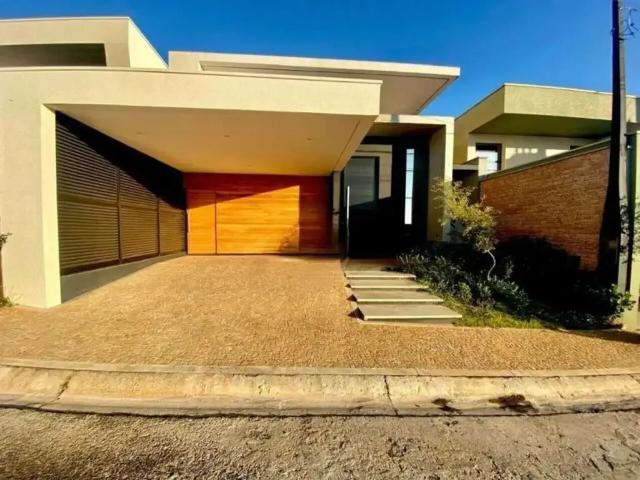 Casa / Sobrado para Locação em Marília/SP Esmeralda Residence II 3 Quartos