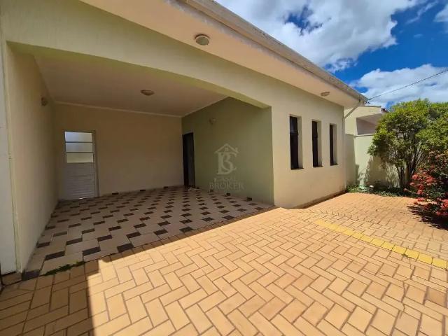 Casa / Sobrado para Locação em Marília/SP Jardim Colibri 3 Quartos