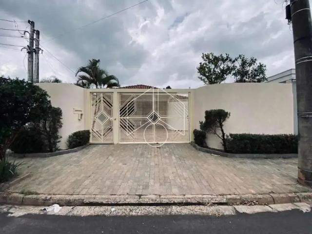 Casa / Sobrado para Locação em Marília/SP Jardim Colibri 3 Quartos