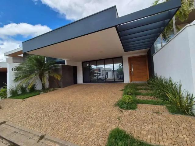 Casa / Sobrado para Locação em Marília/SP Jardim Esmeralda 3 Quartos