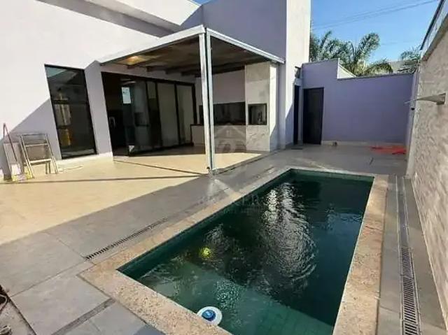 Casa / Sobrado para Locação em Marília/SP Jardim Florença 3 Quartos