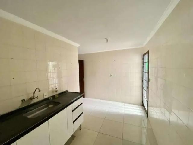 Casa / Sobrado para Locação em Marília/SP Jardim Monte Castelo 2 Quartos
