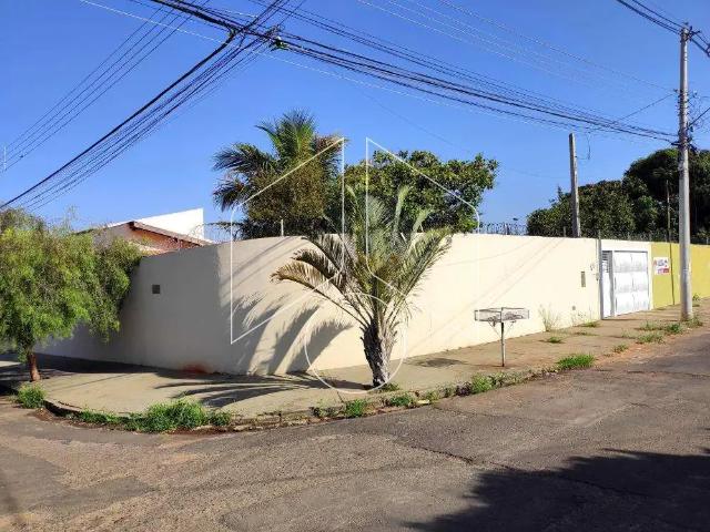 Casa / Sobrado para Locação em Marília/SP Jardim Morumbi 5 Quartos