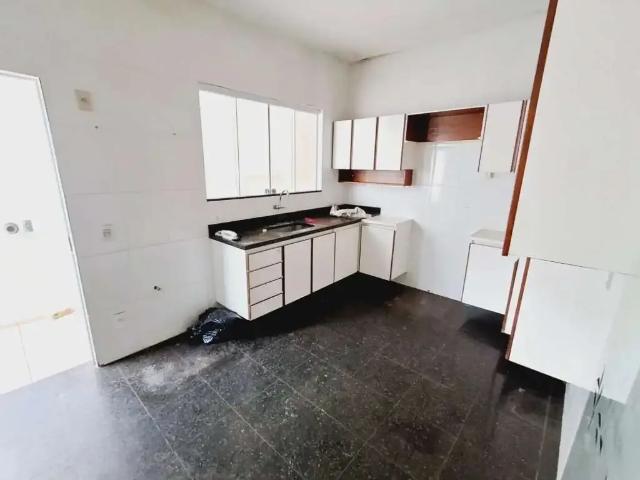 Casa / Sobrado para Locação em Marília/SP Jardim Portal do Sol 3 Quartos