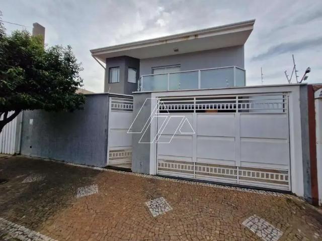 Casa / Sobrado para Locação em Marília/SP Palmital 3 Quartos