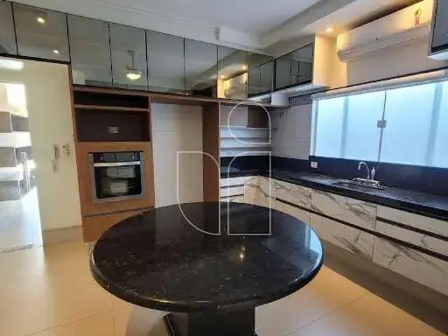 Casa / Sobrado para Locação em Marília/SP Parque das Esmeraldas 4 Quartos