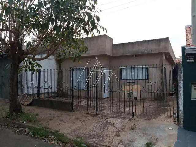 Casa / Sobrado para Locação em Marília/SP Parque Residencial Julieta 3 Quartos