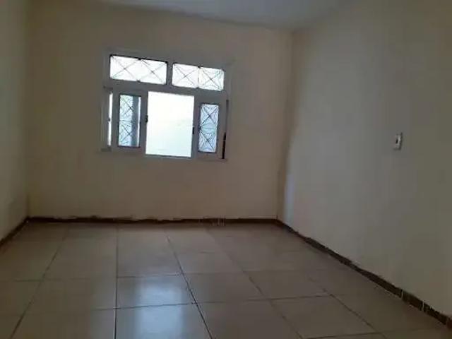 Casa / Sobrado para Locação em Mesquita/RJ Centro 2 Quartos