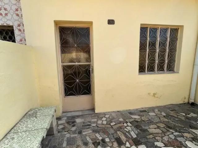 Casa / Sobrado para Locação em Mesquita/RJ Edson Passos 1 Quartos