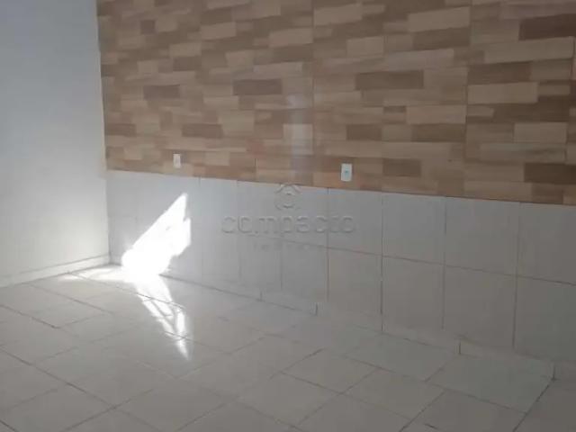 Casa / Sobrado para Locação em Mirassol/SP Residencial Moreira e Guimarães 2 Quartos