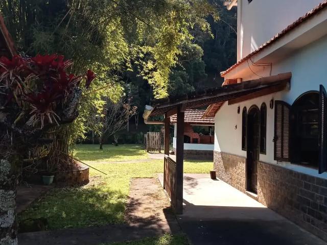 Casa / Sobrado para Locação em Nova Friburgo/RJ Campo do Coelho 3 Quartos