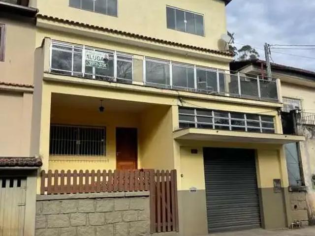 Casa / Sobrado para Locação em Nova Friburgo/RJ Centro 5 Quartos