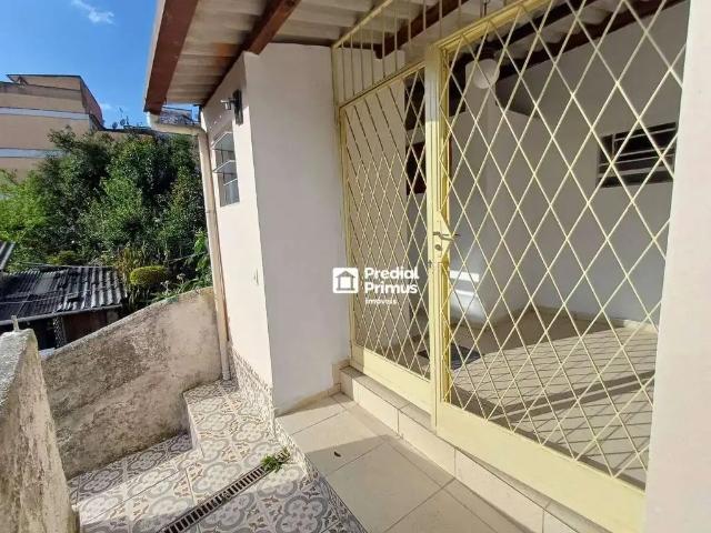Casa / Sobrado para Locação em Nova Friburgo/RJ Centro 2 Quartos