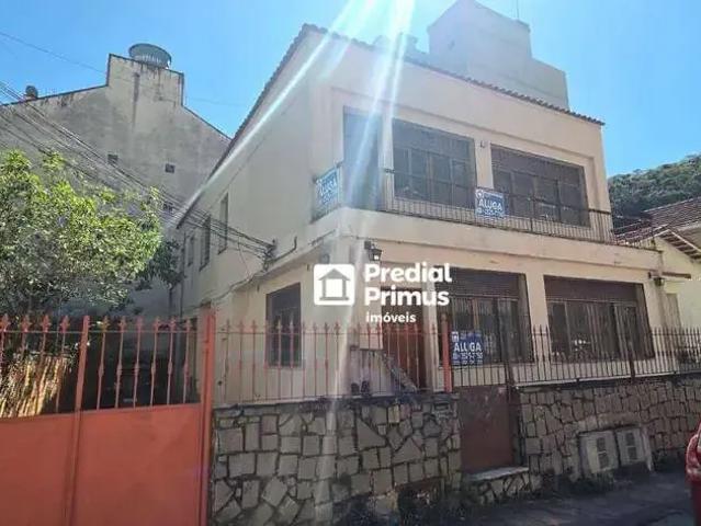 Casa / Sobrado para Locação em Nova Friburgo/RJ Centro 2 Quartos