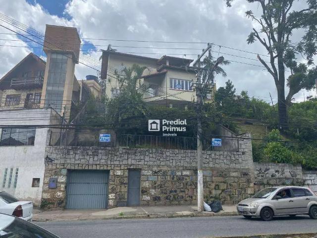 Casa / Sobrado para Locação em Nova Friburgo/RJ Centro 3 Quartos