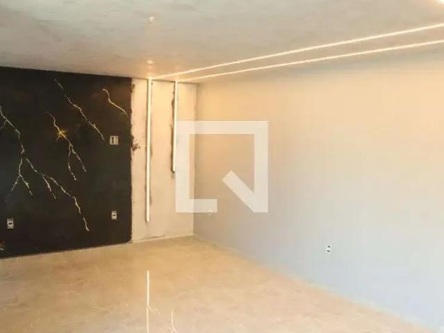 Casa / Sobrado para Locação em Nova Iguaçu/RJ Vila Palmeiras 4 Quartos