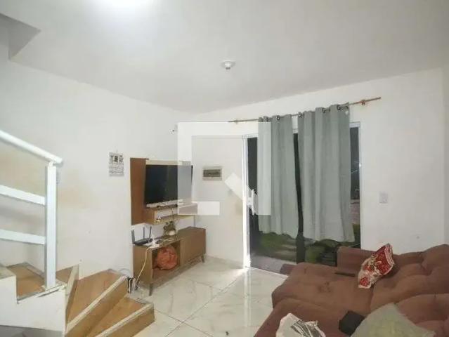 Casa / Sobrado para Locação em Nova Iguaçu/RJ Comendador Soares 2 Quartos