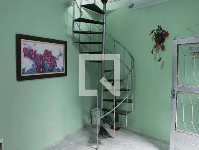 Casa / Sobrado para Locação em Nova Iguaçu/RJ Comendador Soares 2 Quartos