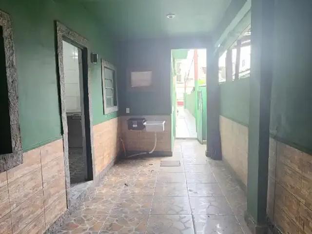 Casa / Sobrado para Locação em Nova Iguaçu/RJ Essolandia 1 Quartos