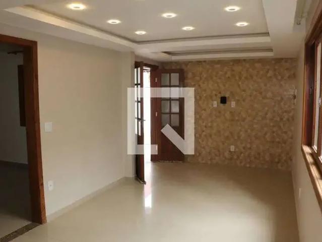 Casa / Sobrado para Locação em Nova Iguaçu/RJ Oliveira 1 Quartos