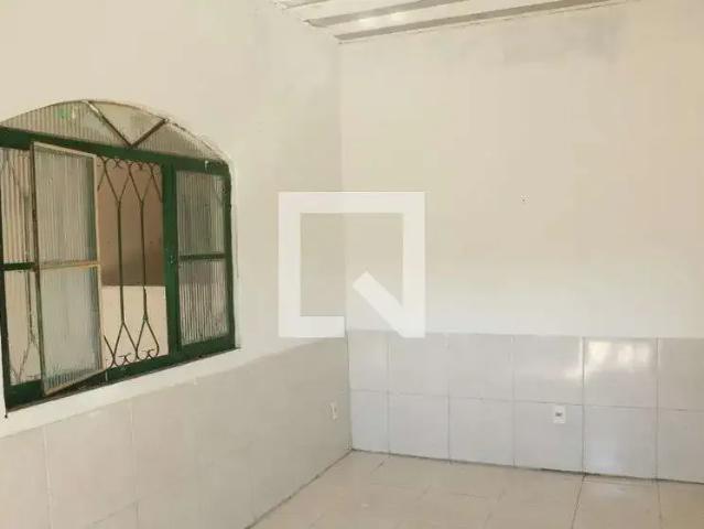 Casa / Sobrado para Locação em Nova Iguaçu/RJ São Francisco Xavier 2 Quartos