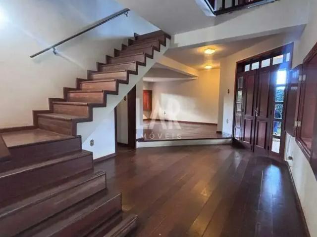 Casa / Sobrado para Locação em Nova Lima/MG Le Cottage 4 Quartos