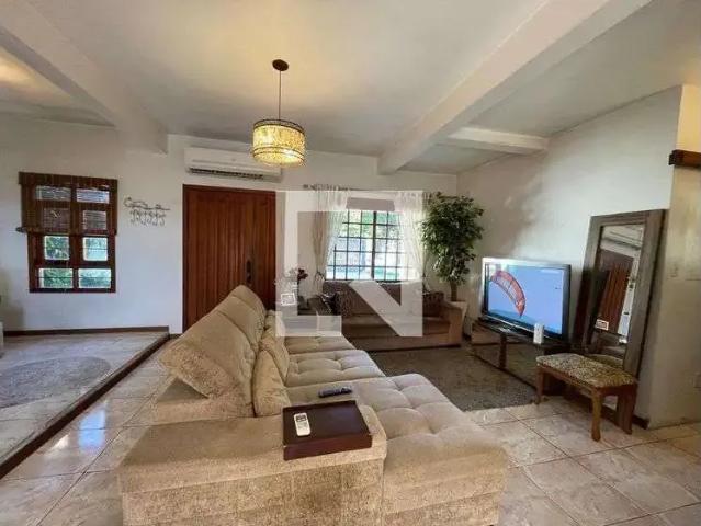 Casa / Sobrado para Locação em Novo Hamburgo/RS Primavera 3 Quartos