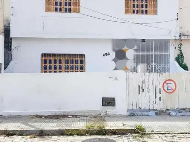Casa / Sobrado para Locação em Natal/RN Tirol 3 Quartos