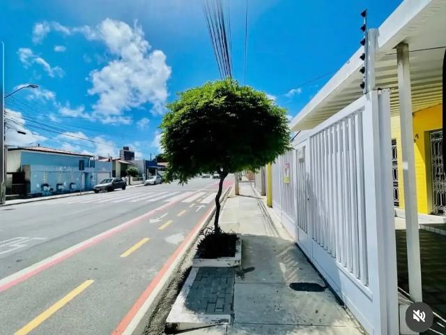 Casa / Sobrado para Locação em Natal/RN Barro Vermelho 7 Quartos