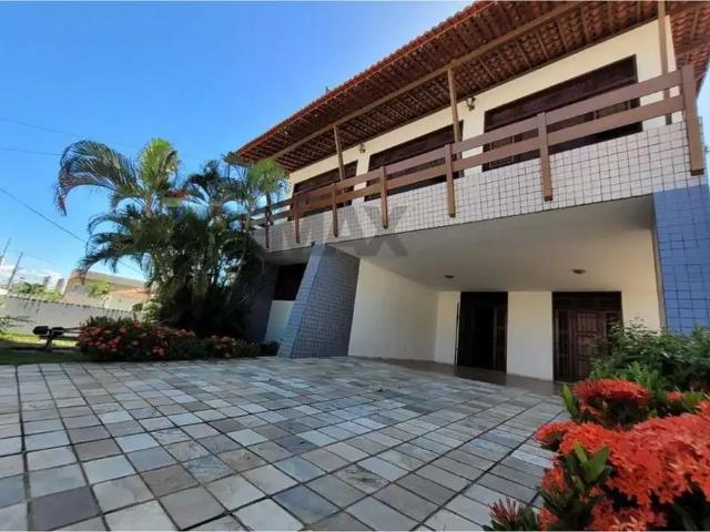Casa / Sobrado para Locação em Natal/RN Lagoa Nova 7 Quartos