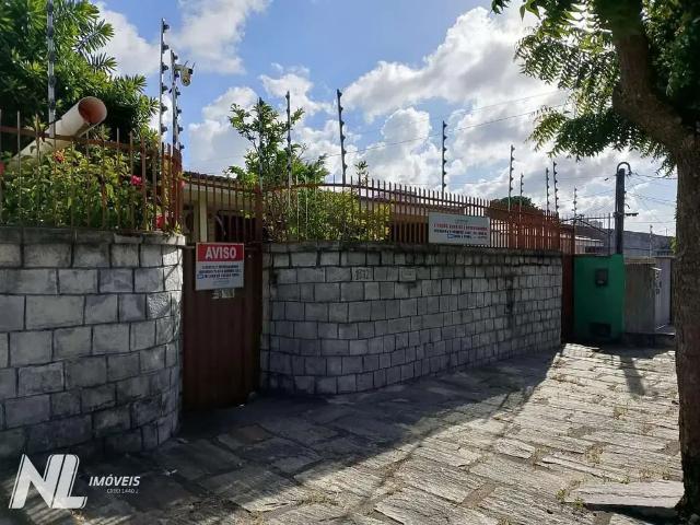 Casa / Sobrado para Locação em Natal/RN Nossa Senhora de Nazaré 5 Quartos