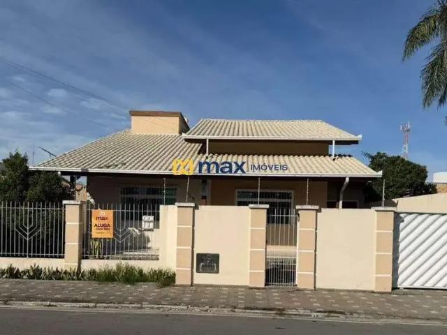 Casa / Sobrado para Locação em Navegantes/SC Centro 3 Quartos