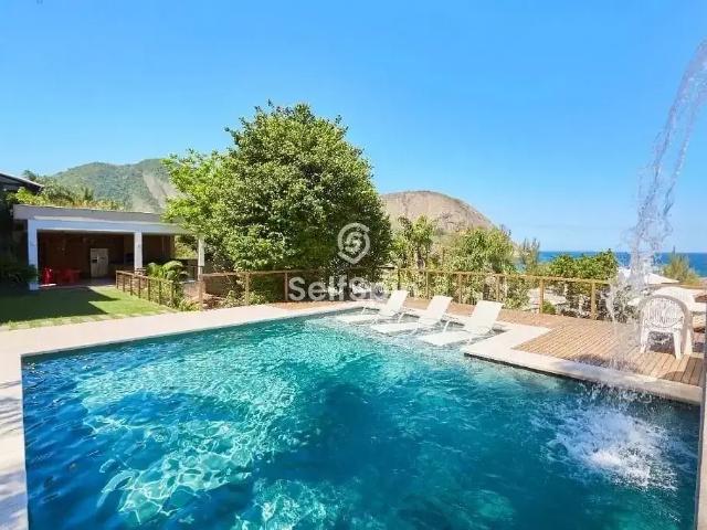 Casa / Sobrado para Locação em Niterói/RJ Itacoatiara 3 Quartos