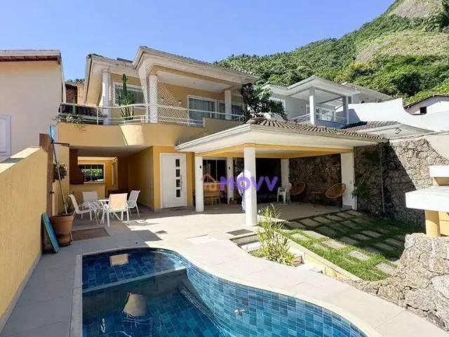 Casa / Sobrado para Locação em Niterói/RJ Itacoatiara 4 Quartos