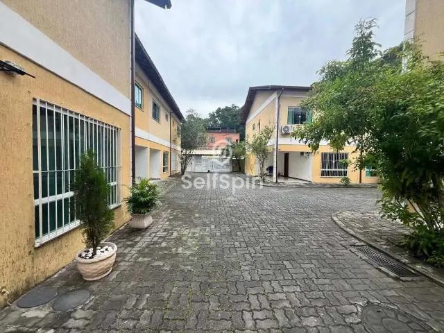 Casa / Sobrado para Locação em Niterói/RJ Itaipu 4 Quartos